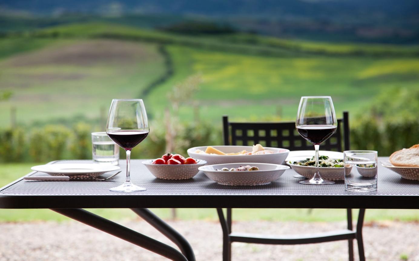 Quels sont les plats locaux qui se marient le mieux avec les vins du ...